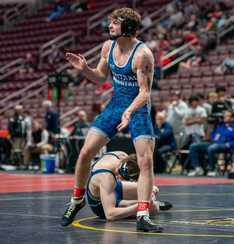 CM wrestling upsets No. 1 Council Rock South in quarters | News, Sports ...